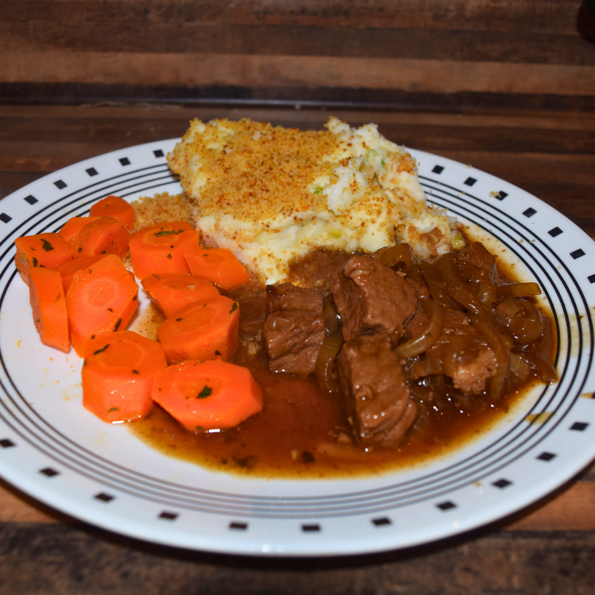 An Easy And Delicious Beef Stew - Belgian Stew - The Hiving Home